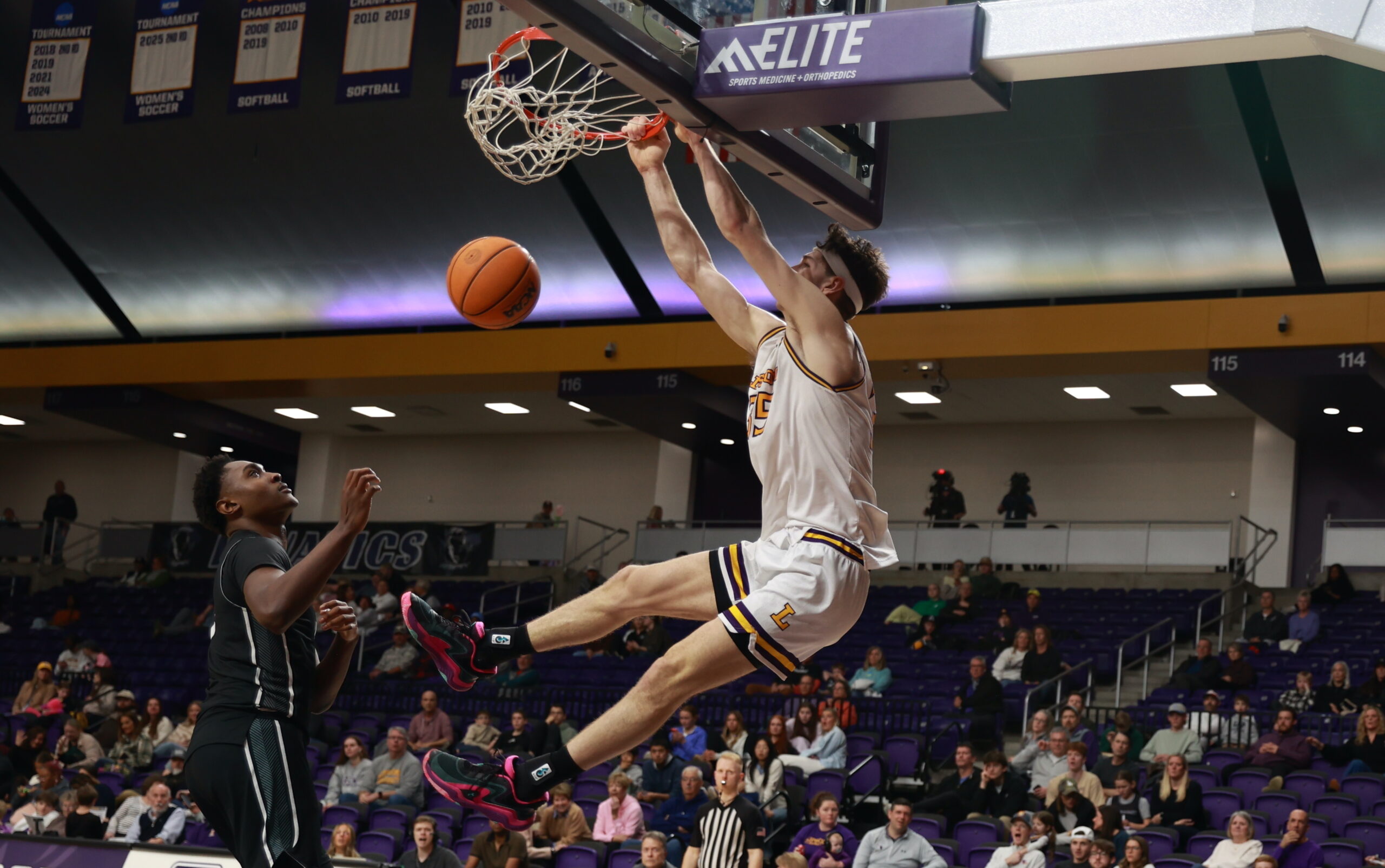 Lipscomb takes down North Alabama on senior night - Herd Media